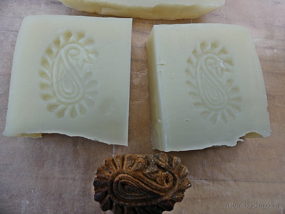 Making cold process soap at home – letting nature back in
